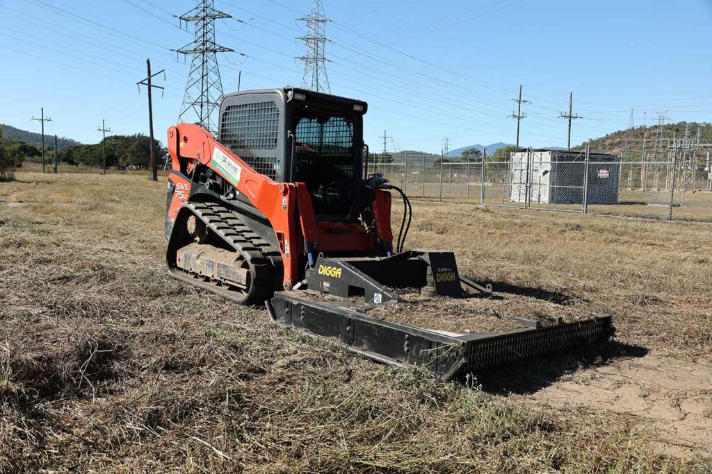 Acreage Slashing | Townsville Vegetation Management